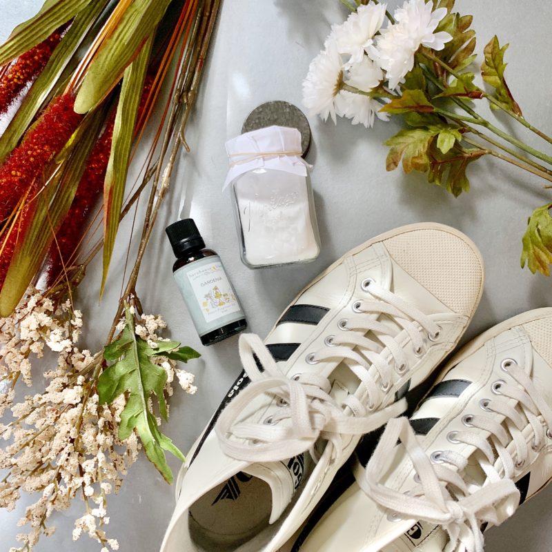 DIY Shoe Deodorizing Powder – barnhouseblue